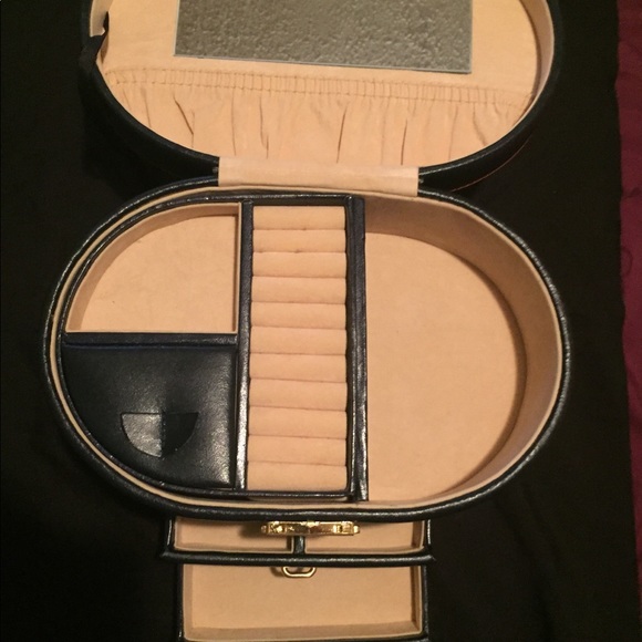 WOLF | Other | Vintage 9s G Leather Wolf Jewelry Box | Poshmark